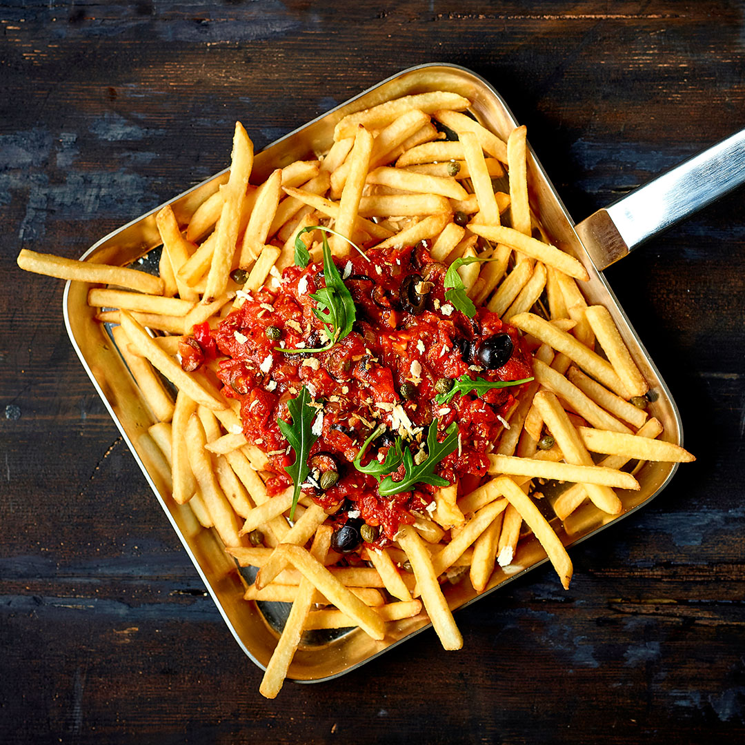 Pommes frites - alla napuljska puttanesca